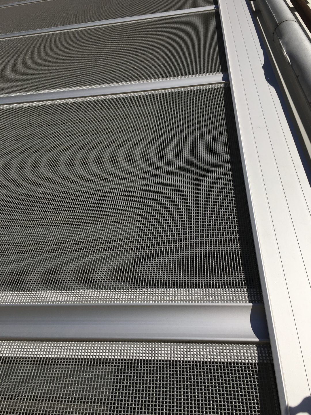 Ventilation screen door | DMF