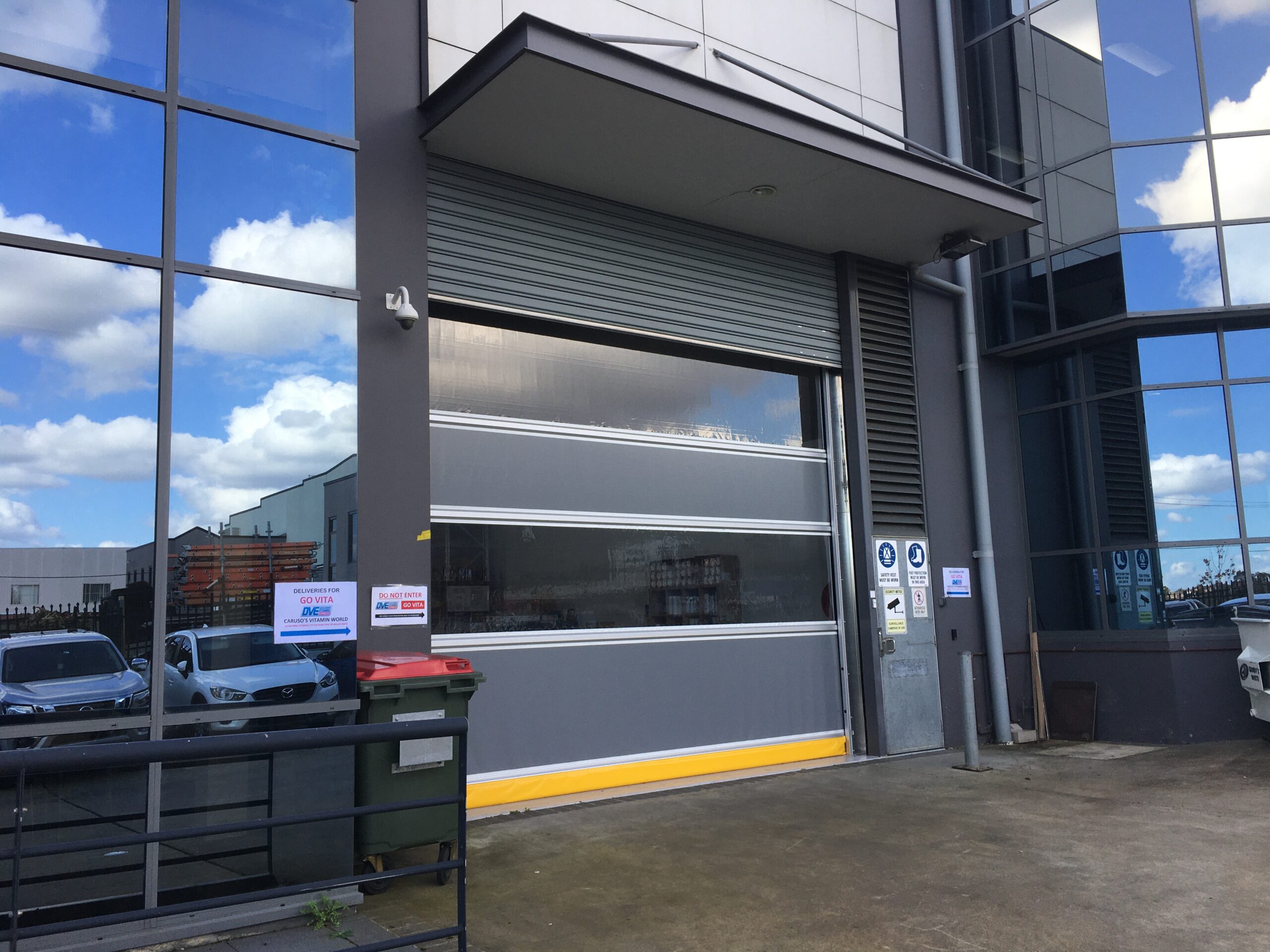 Rapid roll doors for health products industry | DMF